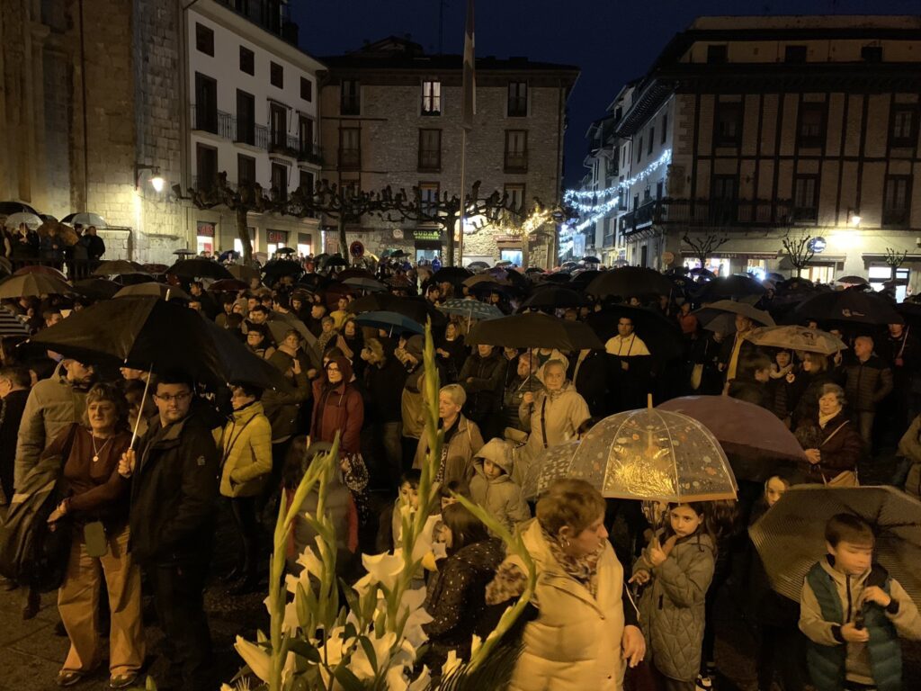 Hernani muestra su condena y dolor por el crimen del joven Lukas Agirre